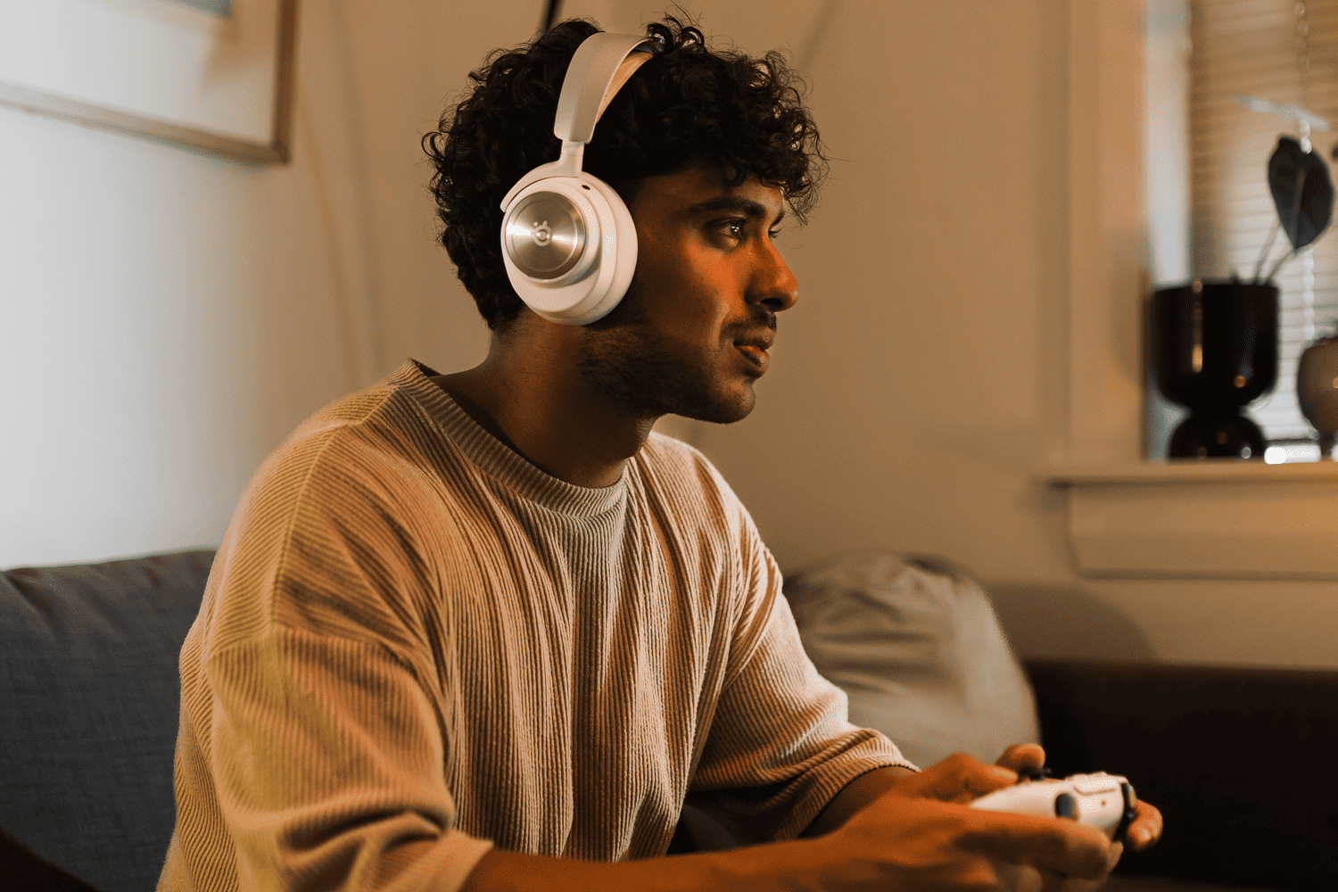 SteelSeries Unveils The White Arctis Nova Pro Series | MKAU Gaming