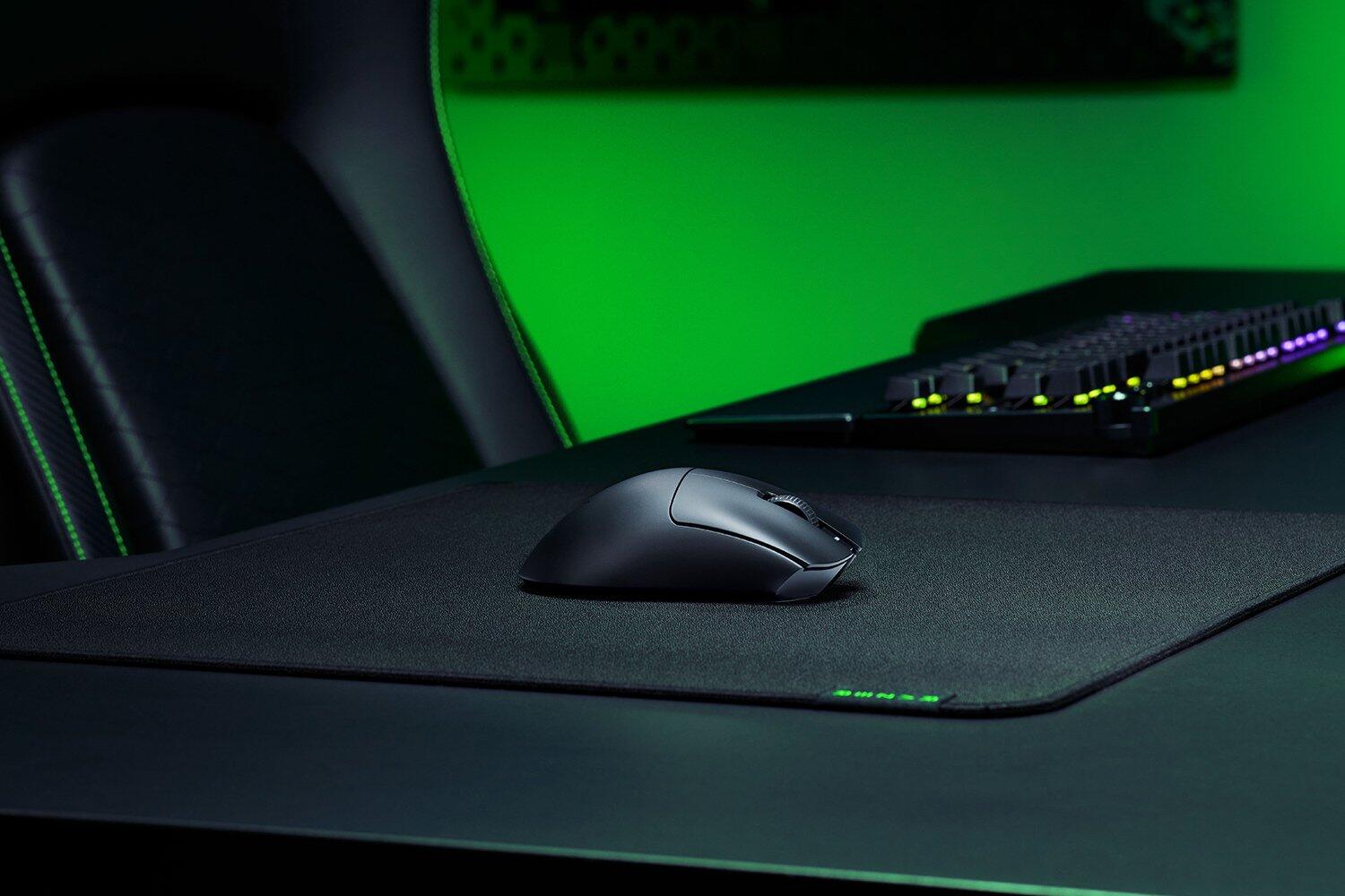 Razer DeathAdder V3 HyperSpeed Wireless Gaming Mouse (Hardware ...