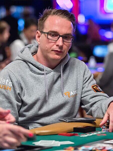 Most Watched Poker Twitch Streamers | MKAU Gaming