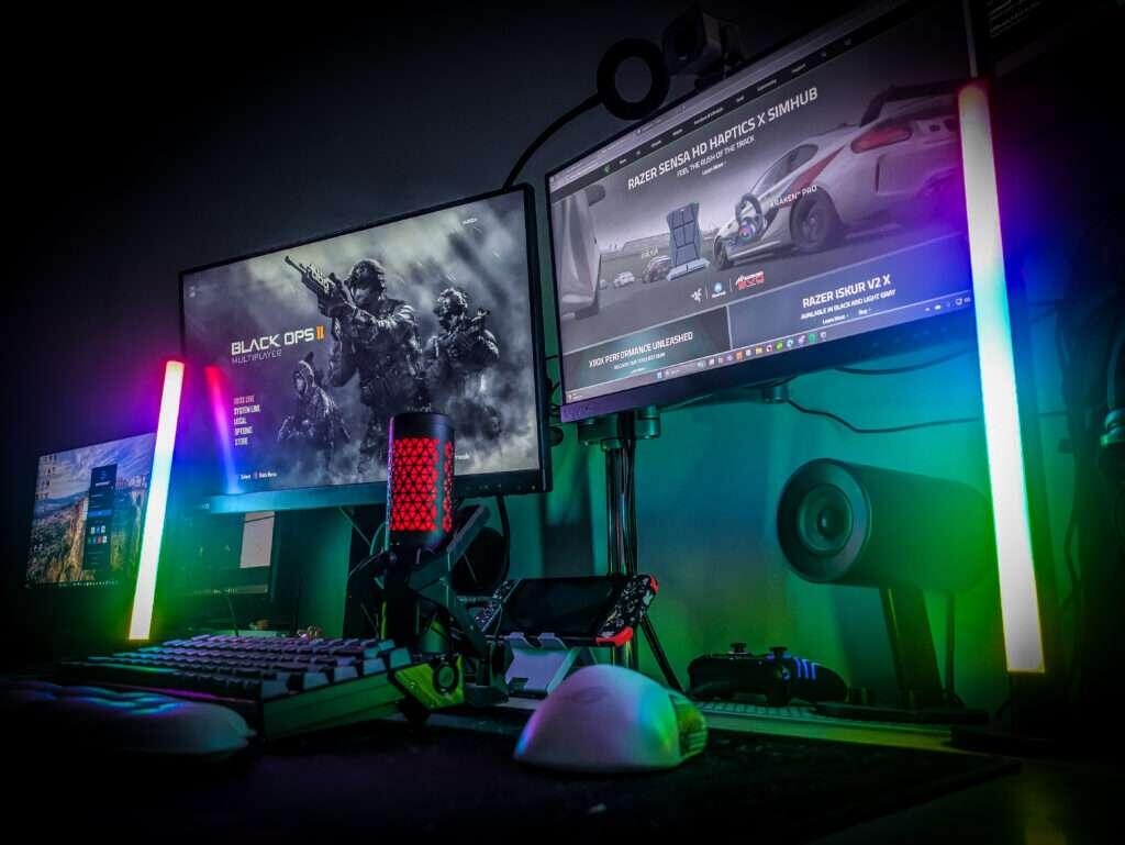 Razer Aether Standing Light Bars (Hardware) - Review | MKAU Gaming