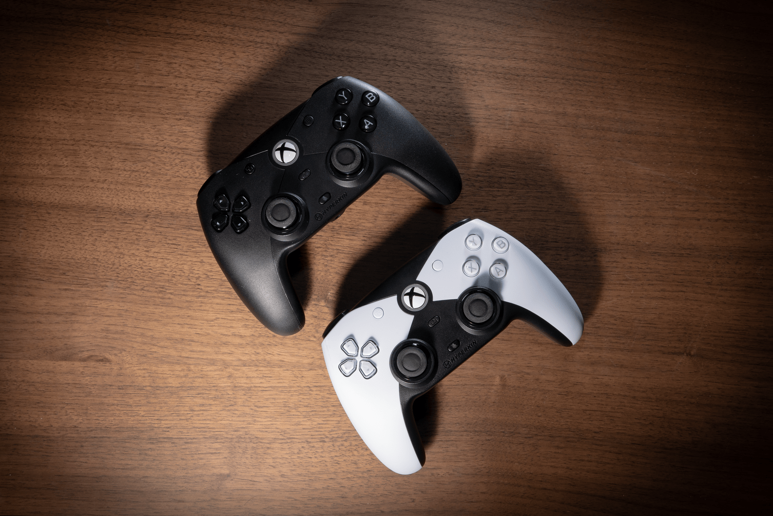 Hyperkin Announces Shipping of The Competitor - Bringing Classic Symmetrical Twin Thumbstick ...